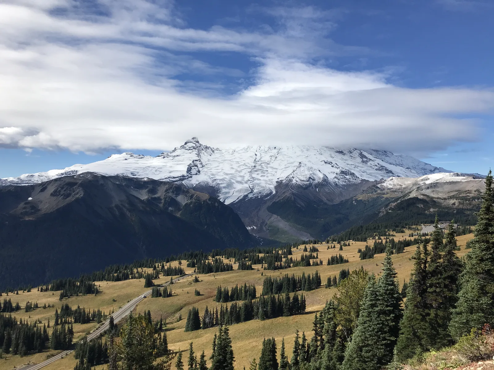 Day Hiking at Mount Rainier - 260+ Miles | Guide